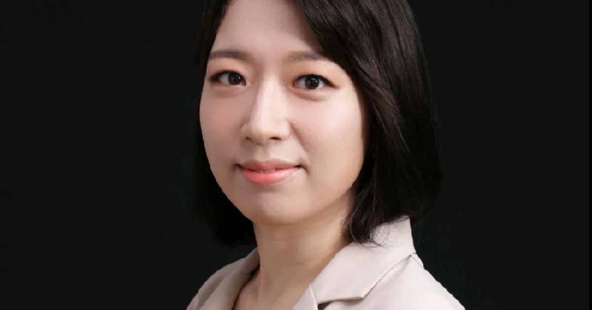 How Alumna MinJi Koo Transitioned from Law to Journalism with Columbia ...